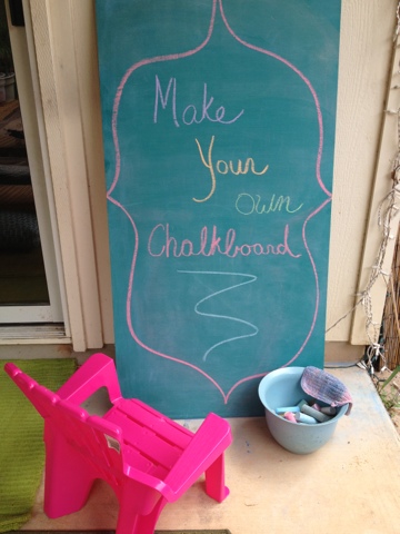 Make Your Own: Backyard Chalkboard - A Kailo Chic Life