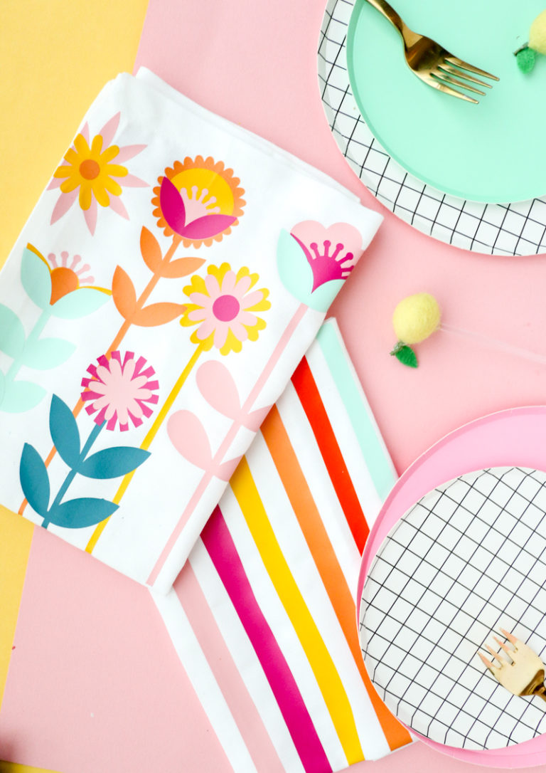 DIY Patterned Cloth Napkins - A Kailo Chic Life