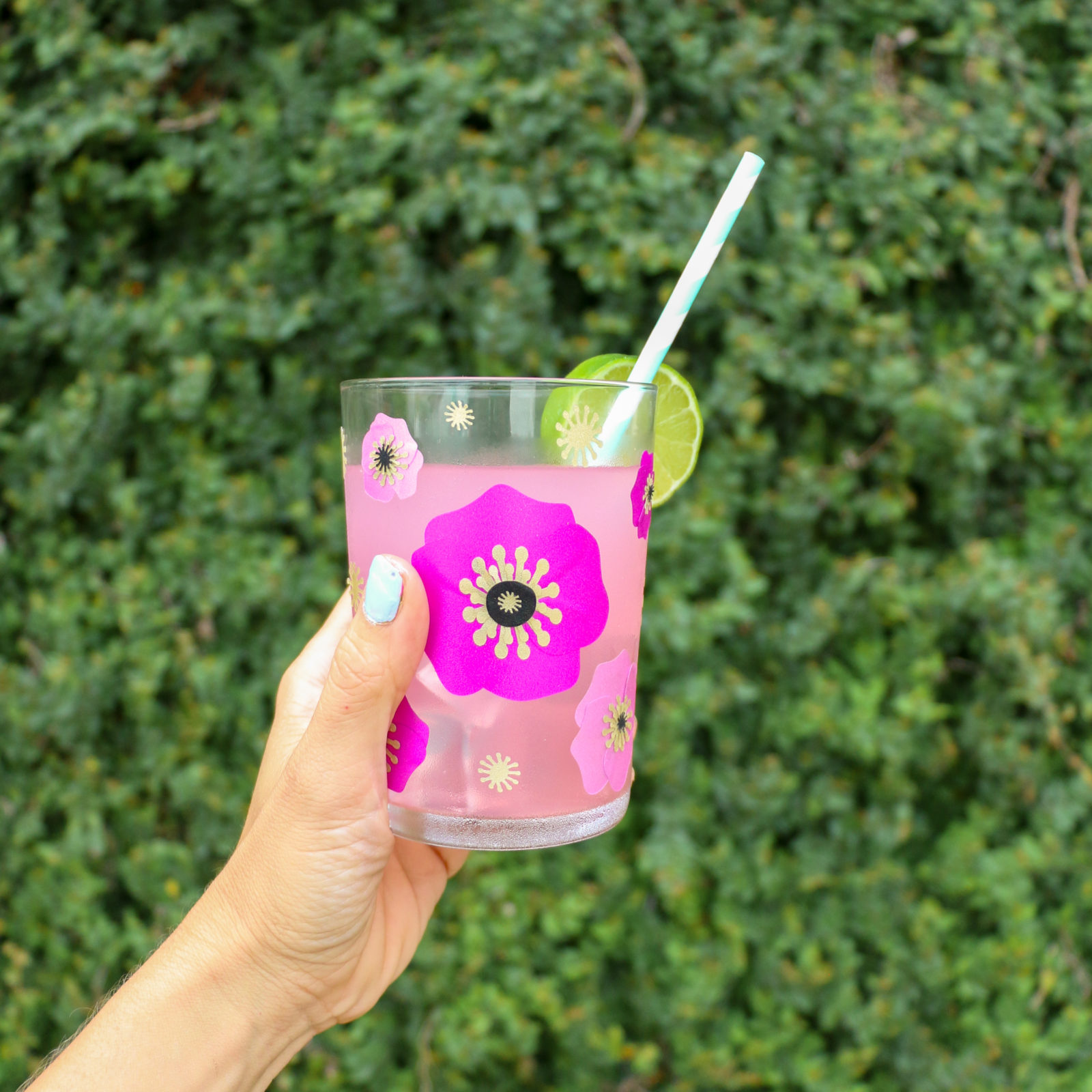 How to Make Floral Cocktail Glasses - A Kailo Chic Life