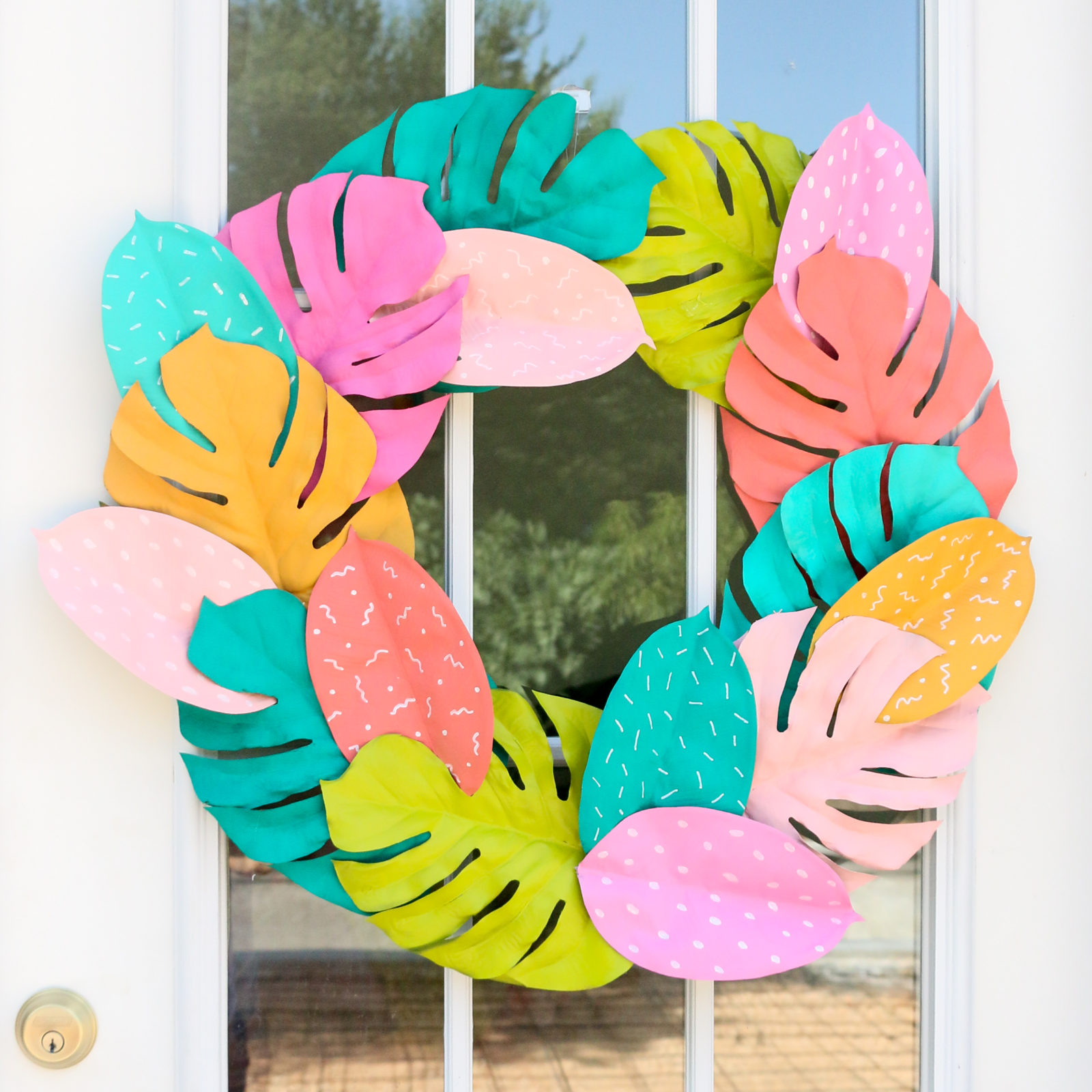 DIY Colorful Palm Leaf Wreath - A Kailo Chic Life