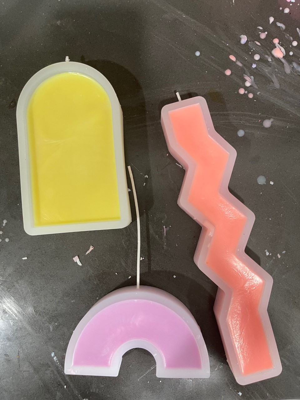 DIY Colorful Candles in Geometric Shapes - A Kailo Chic Life