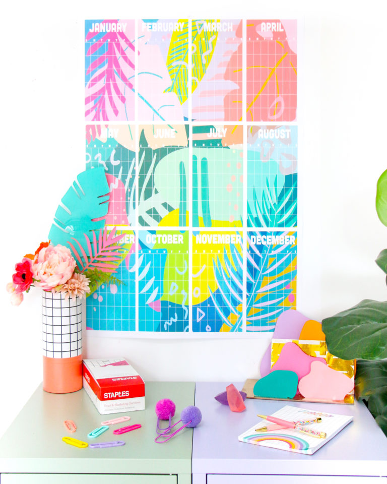 Printable Rainbow Calendar - A Kailo Chic Life